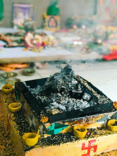 Himank.Digital – Canva