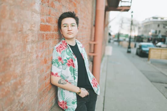 The Crystal Sing Collection – Canva