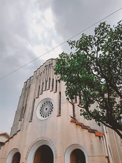 Irish Pascual's Images – Canva