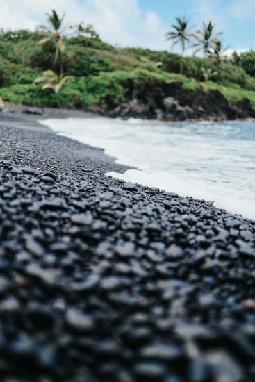 Be Aloha Photo – Canva