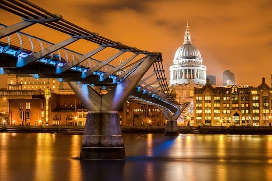 Simon Greig – Canva