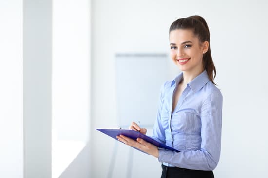 Viktor Gladkov – Canva