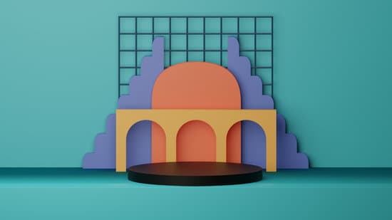 Giant Template – Canva